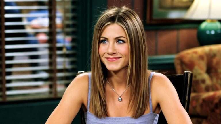 Rachel Green - Iconic Character | Friends TV Nostalgia